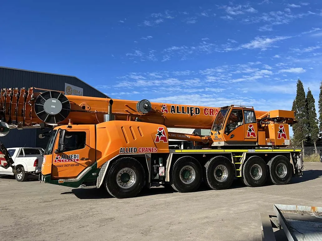 5 Types of Mobile Cranes and Their Applications : Allied Crane Hire ...