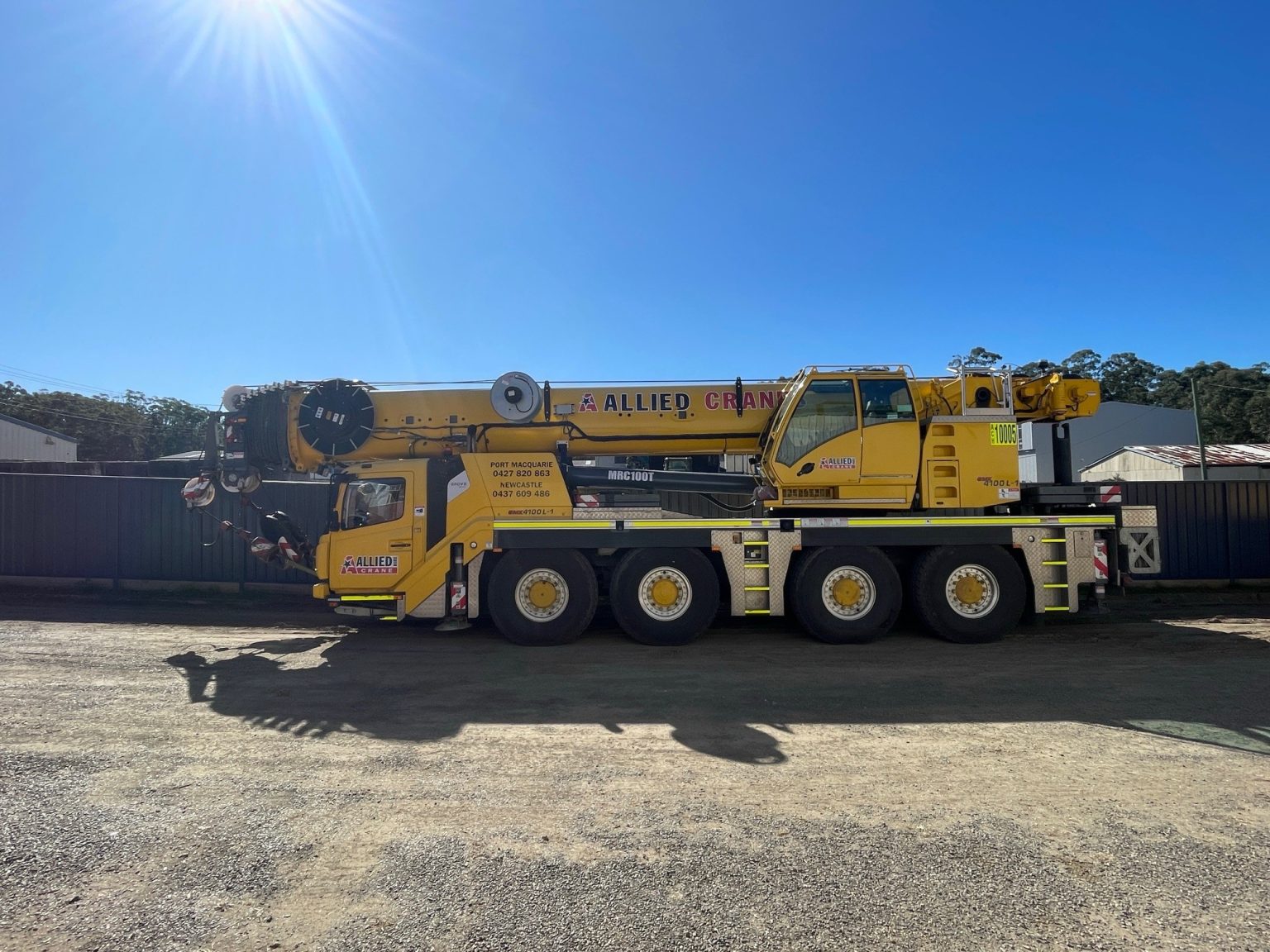 100t Grove GMK4100 : Allied Crane Hire Newcastle